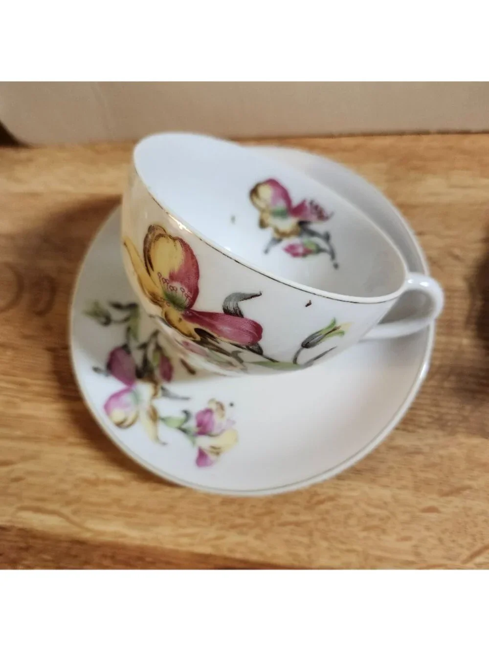 Vintage | Dining | Mismatched China Tea Cups Saucers Pinks Florals Tea ...